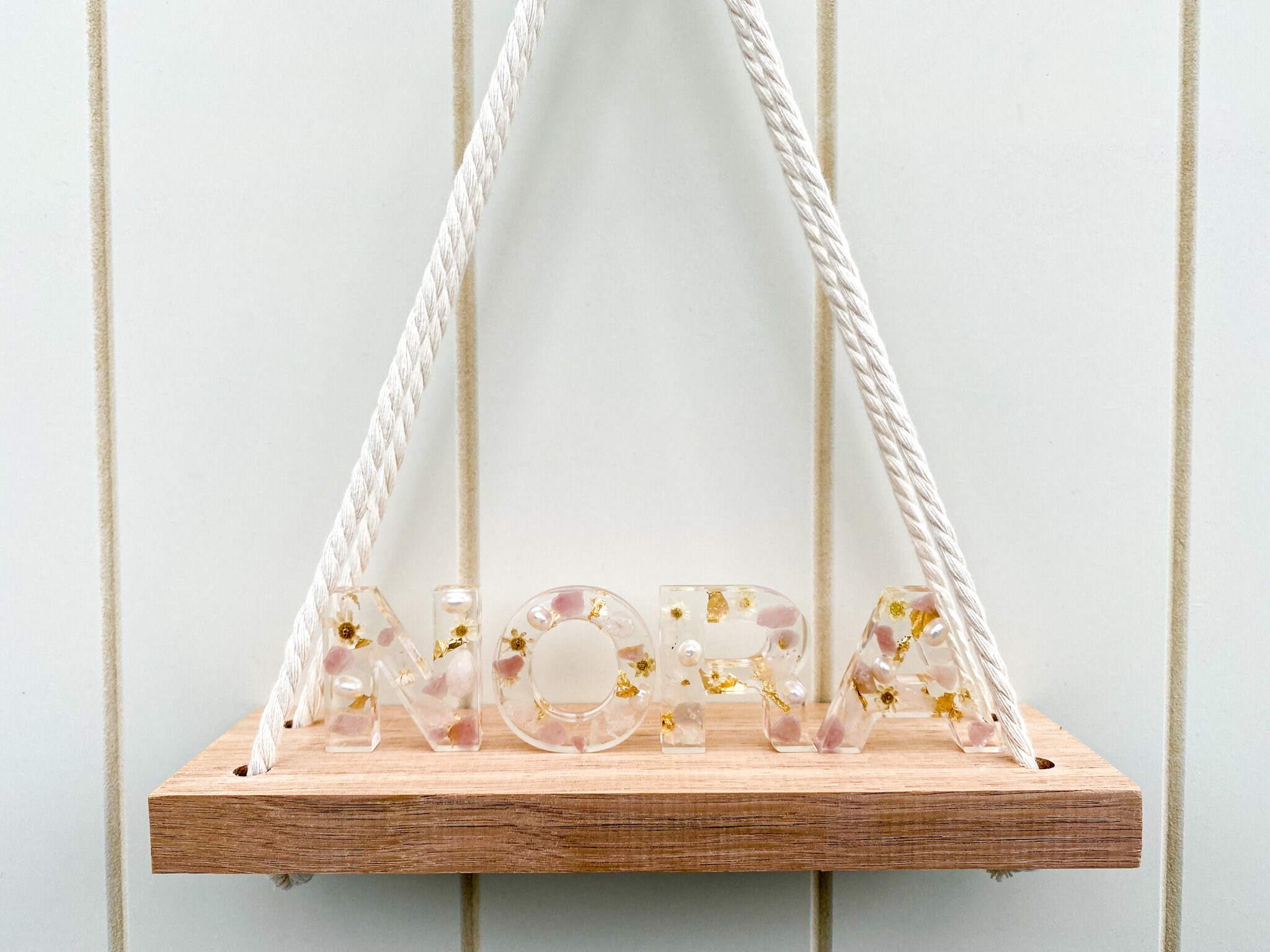 Personalized Resin Name Sign Dried Daisy Letters Handmade - Etsy