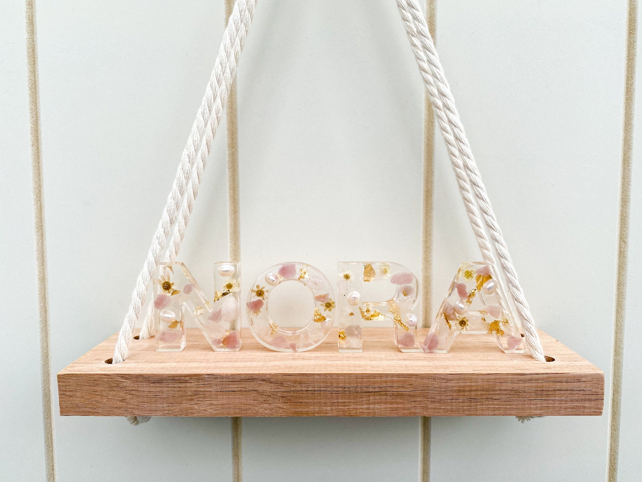 Personalized Resin Name Sign Dried Daisy Letters Handmade - Etsy