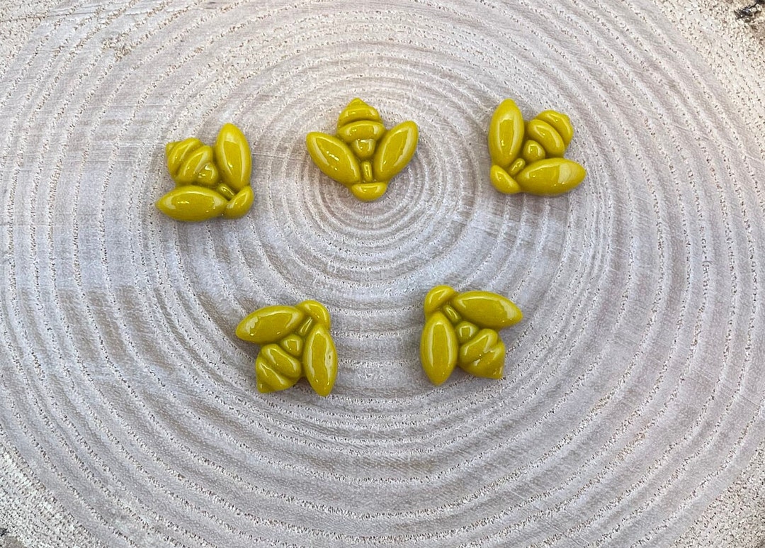 Bullseye Glass Fused Accent Shape 90 COE Mosaics Flower Small Honey Bee ...