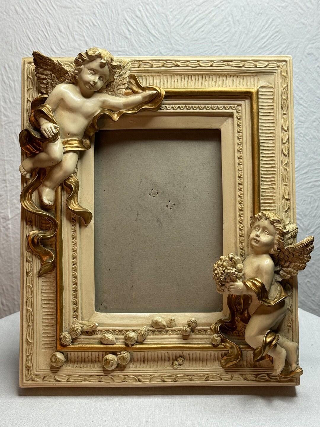 Vintage Italy Resin Cherub Photo Frame Beige and Gold Frame Ornate ...