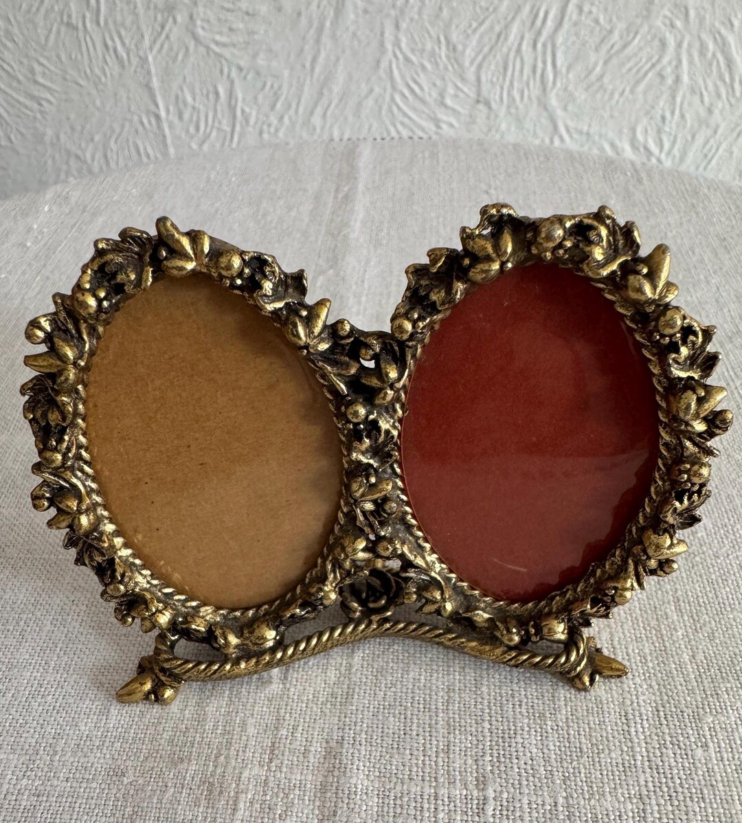 Vintage Double Picture Frame Gold Gilt Brass Ornate Oval Freestanding ...
