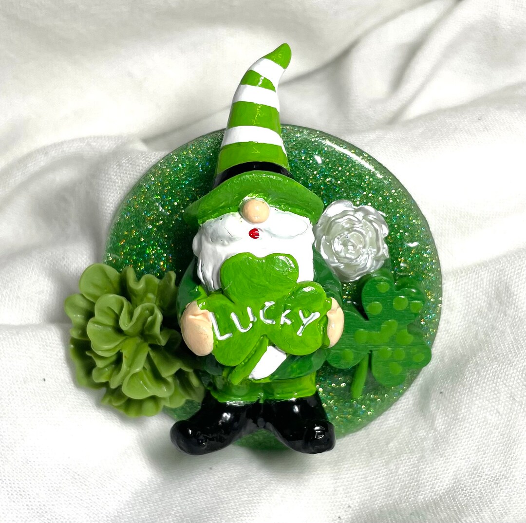 St. Patrick’s Day 3D Gnome Interchangeable Retractable Badge Reel - Etsy