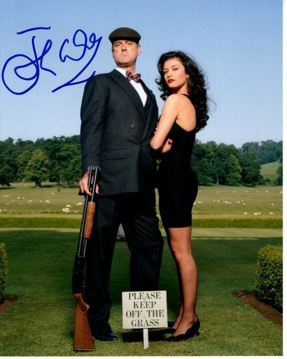 John Cleese Signed W/ Catherine Zeta-jones 8x10 Splitting Heirs Photo W/ Hologram Coa - Etsy