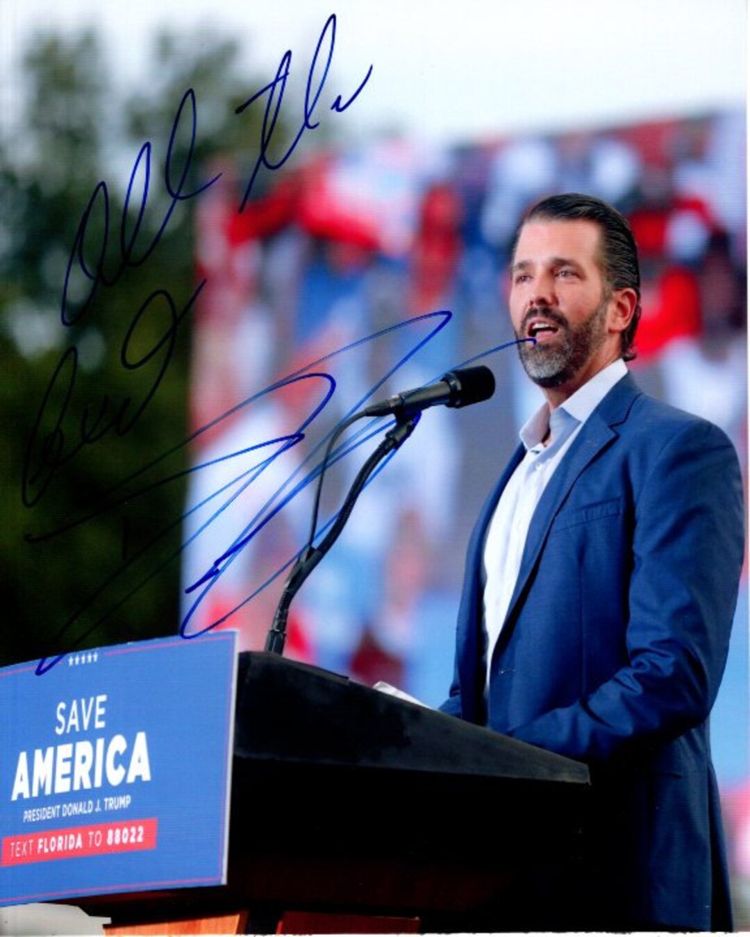 Donald Trump Jr. Signed 8x10 Minions Photo W/ Hologram Coa - Etsy
