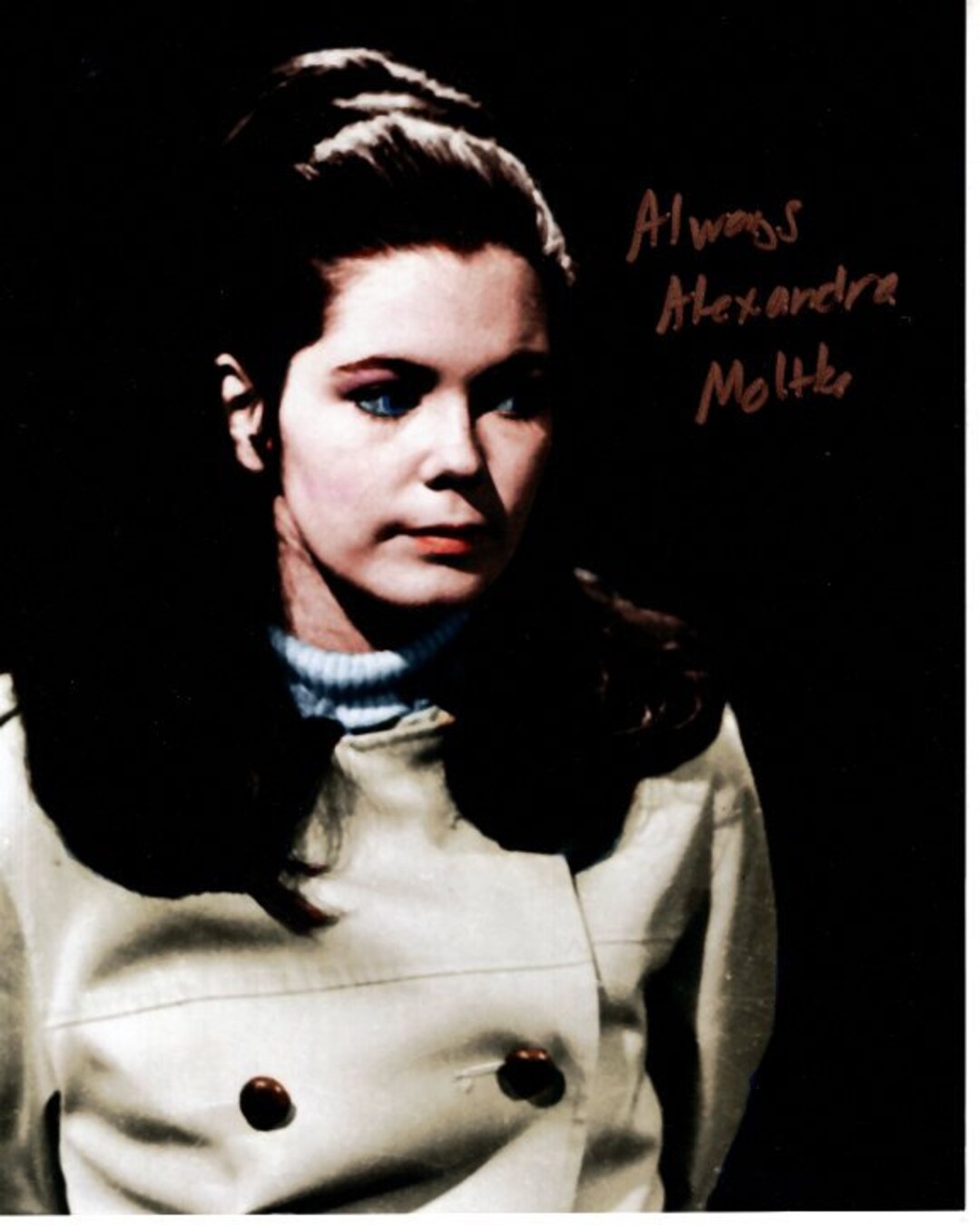 Alexandra Moltke Isles Signed 8x10 Dark Shadows Victoria Winters Photo ...
