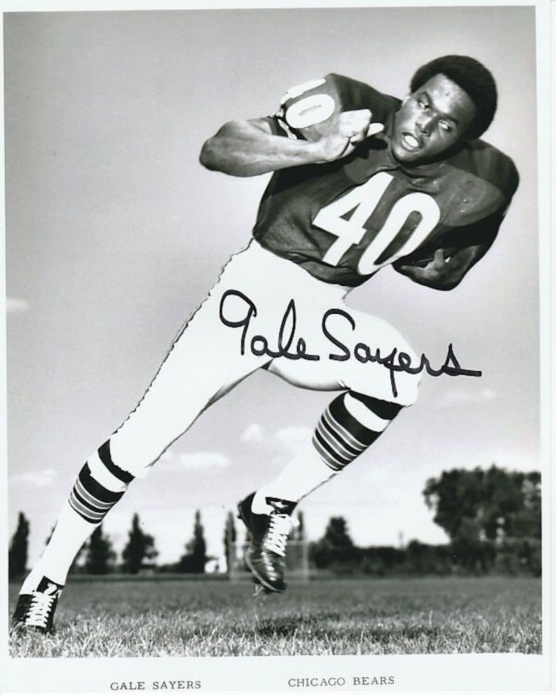 Gale Sayers Signed Nfl Chicago Bears Photo W/ Hologram Coa - Etsy