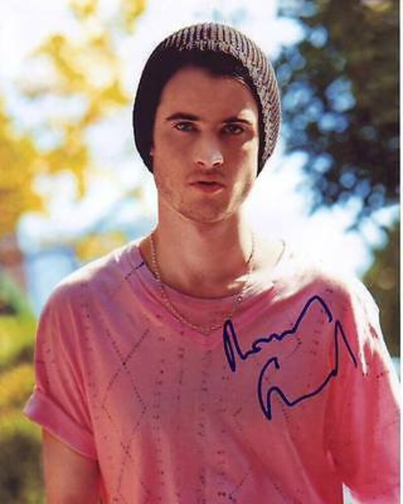 Tom Sturridge Signed Photo W/ Hologram Coa - Etsy