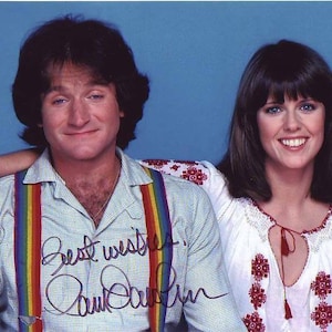 Pam Dawber Signed W/ Robin Williams Mork & Mindy Photo W/ Hologram Coa ...