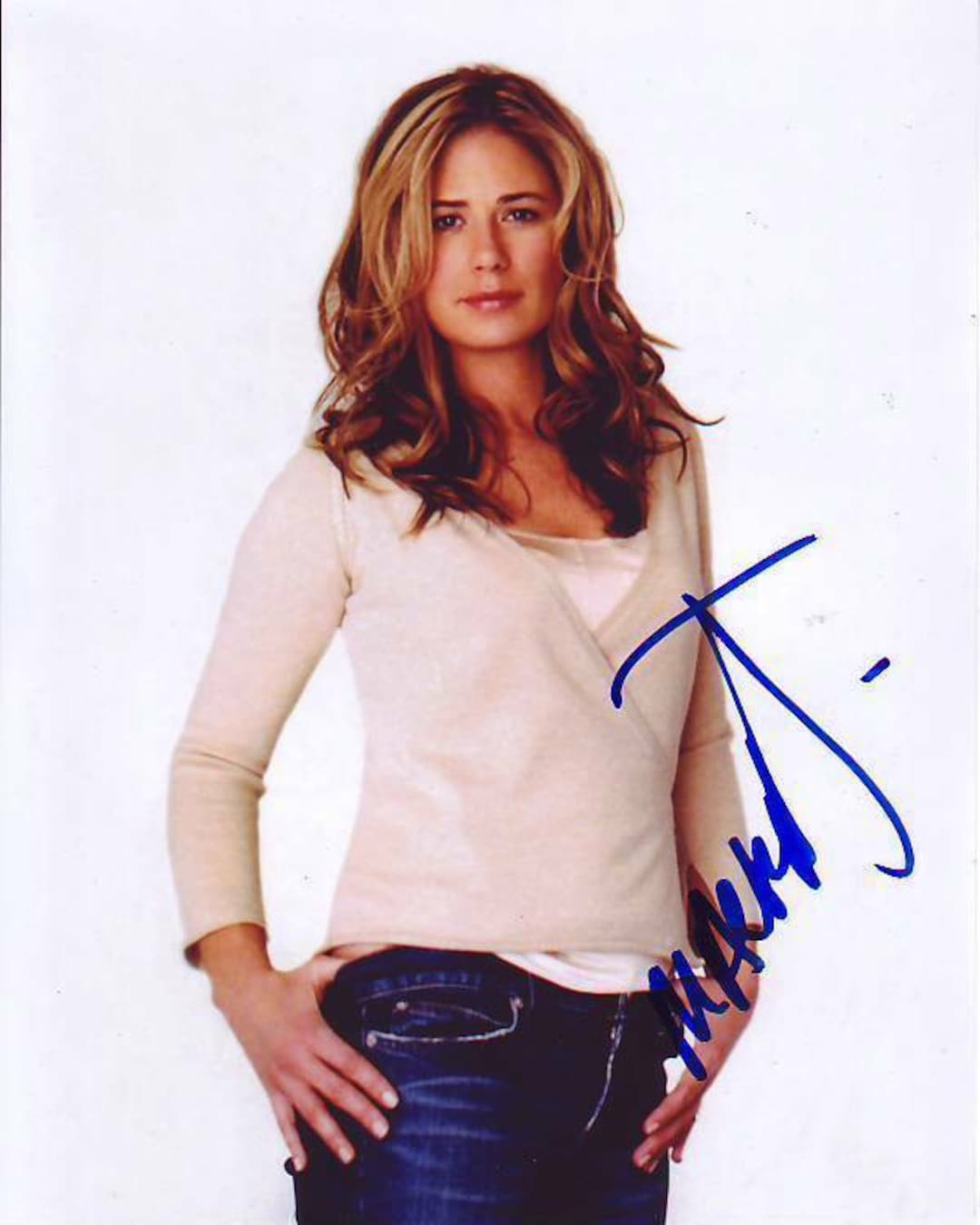 Maura Tierney Signed 8x10 Photo W/ Hologram Coa - Etsy