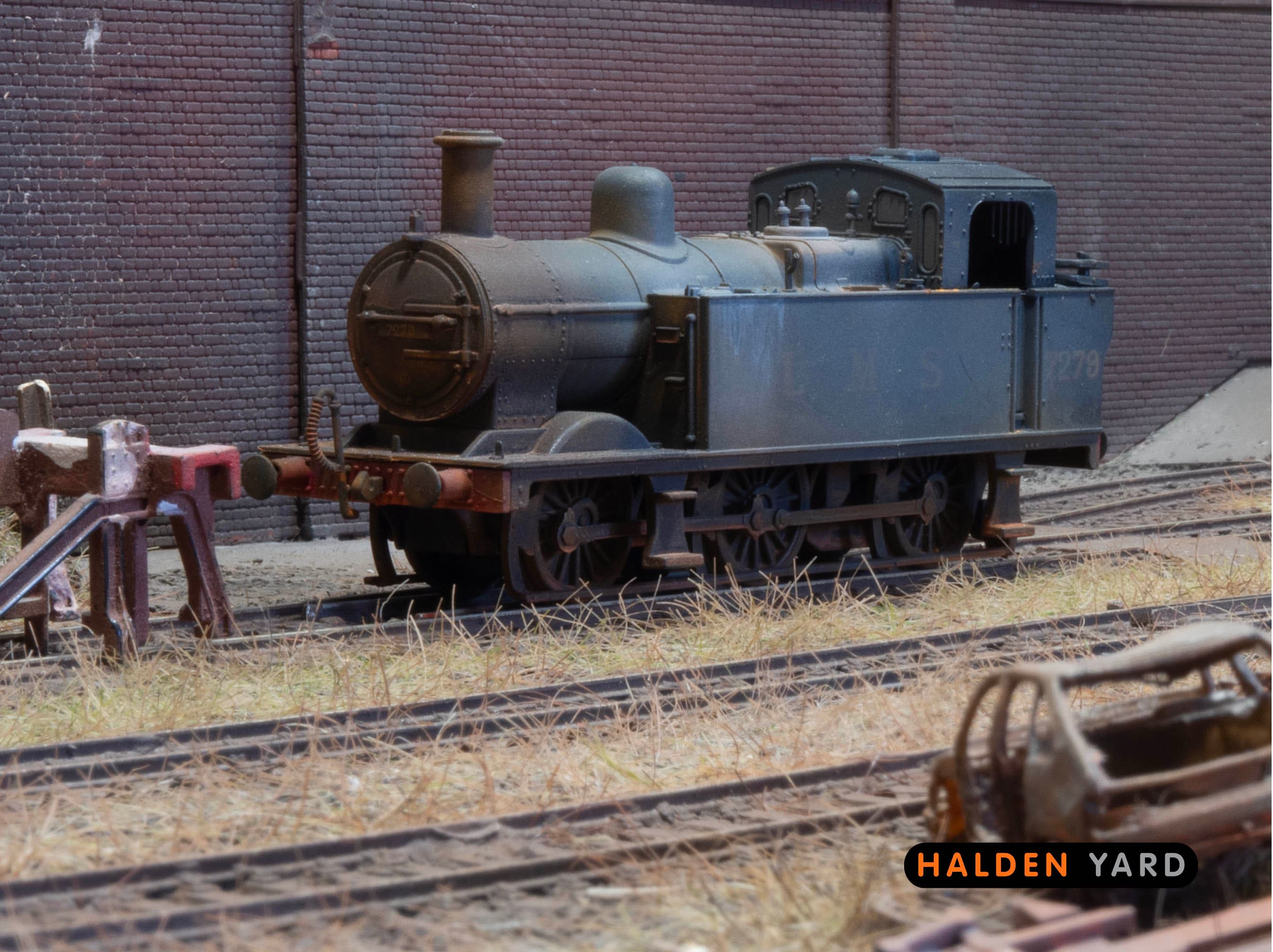 OO Gauge Jinty 0-6-0 Tank Locomotive, Heavily Weathered. Ref G - Etsy