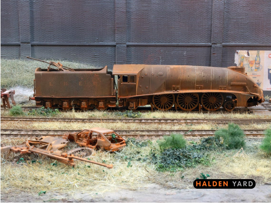 OO Gauge Scrapyard LNER A4 Locomotive, Heavily Rusted and Weathered ...