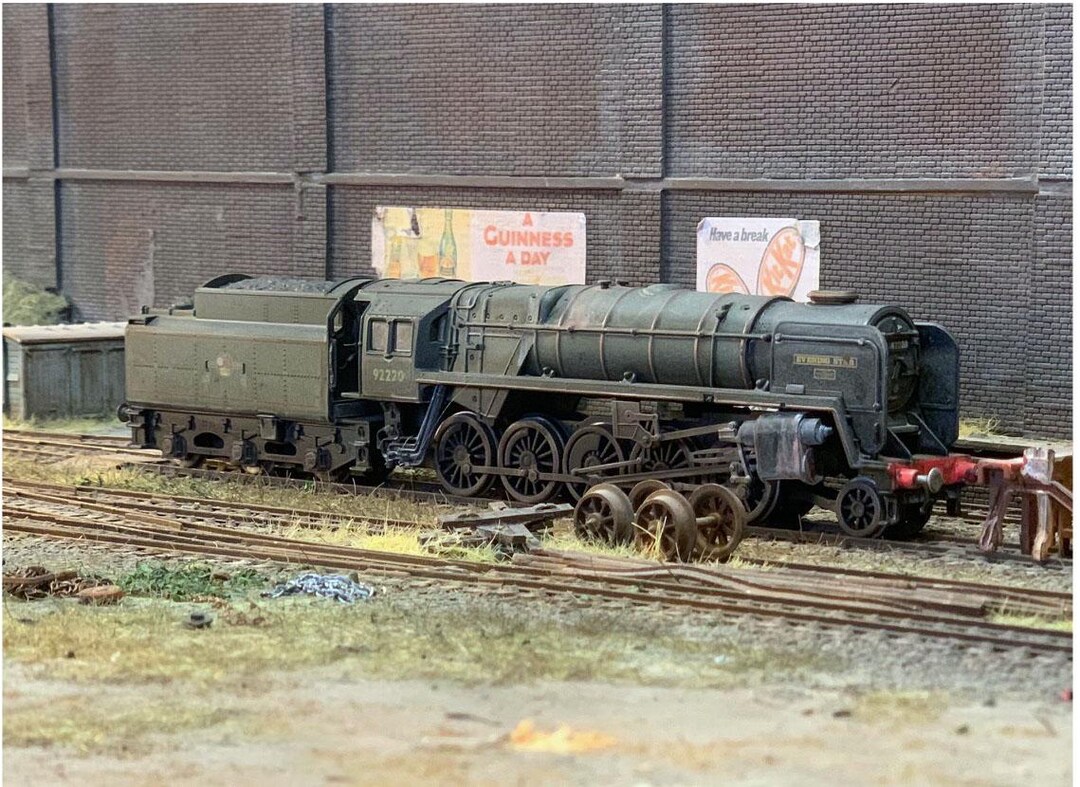 OO Gauge Locomotive. Weathered Scrapyard British Railways 9F. Ref G5 - Etsy