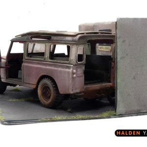 Land Rover Series II. 1/24 Scale Diorama. - Etsy UK