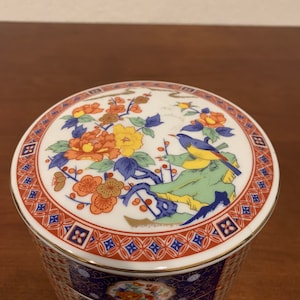 Beautiful Vintage Japanese Three Tiered Stacking Dish Jewelry Box Bento ...