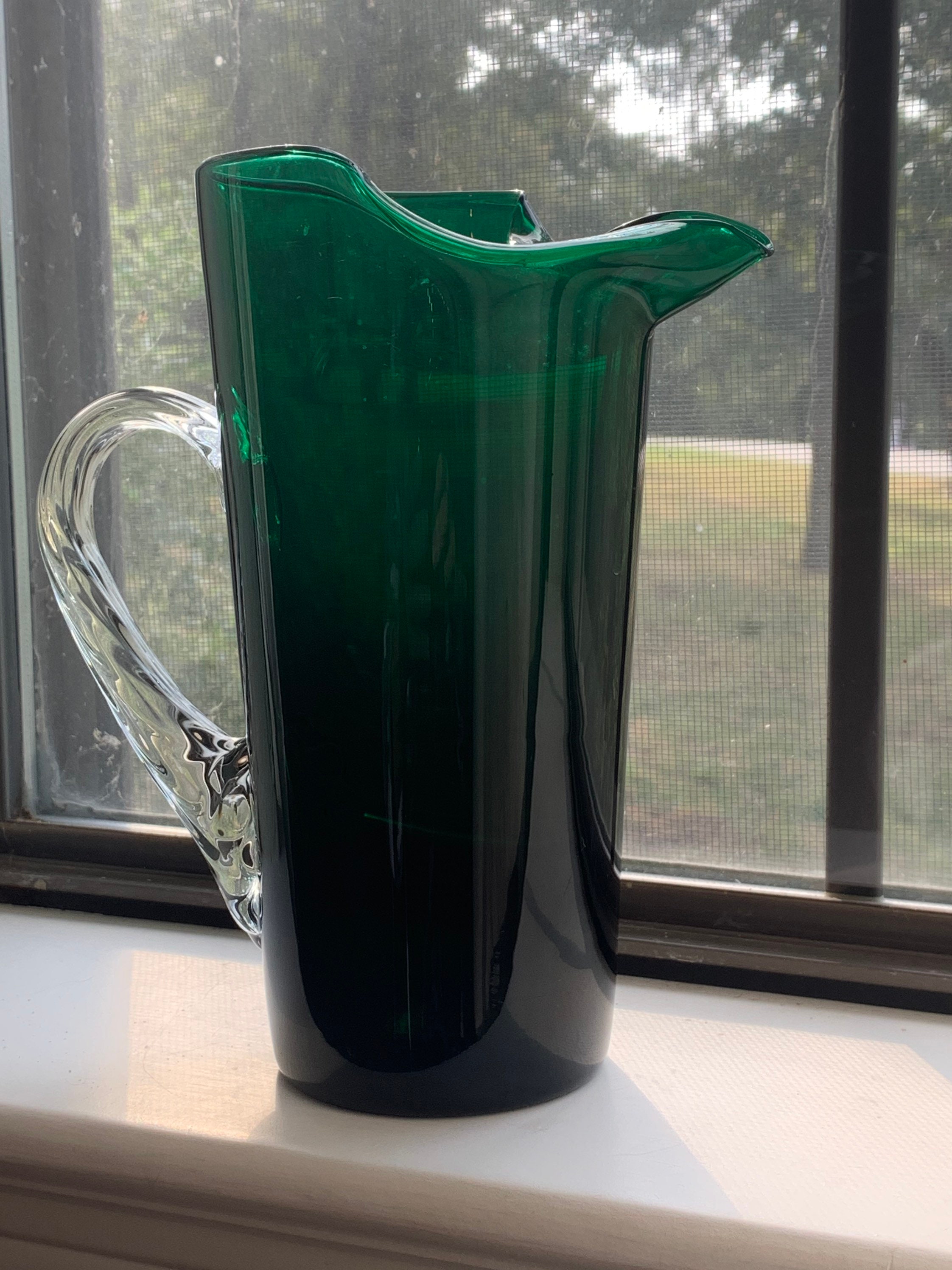 Mid Century Modern (MCM) Brilliant Emerald Green Glass Pitcher - Etsy
