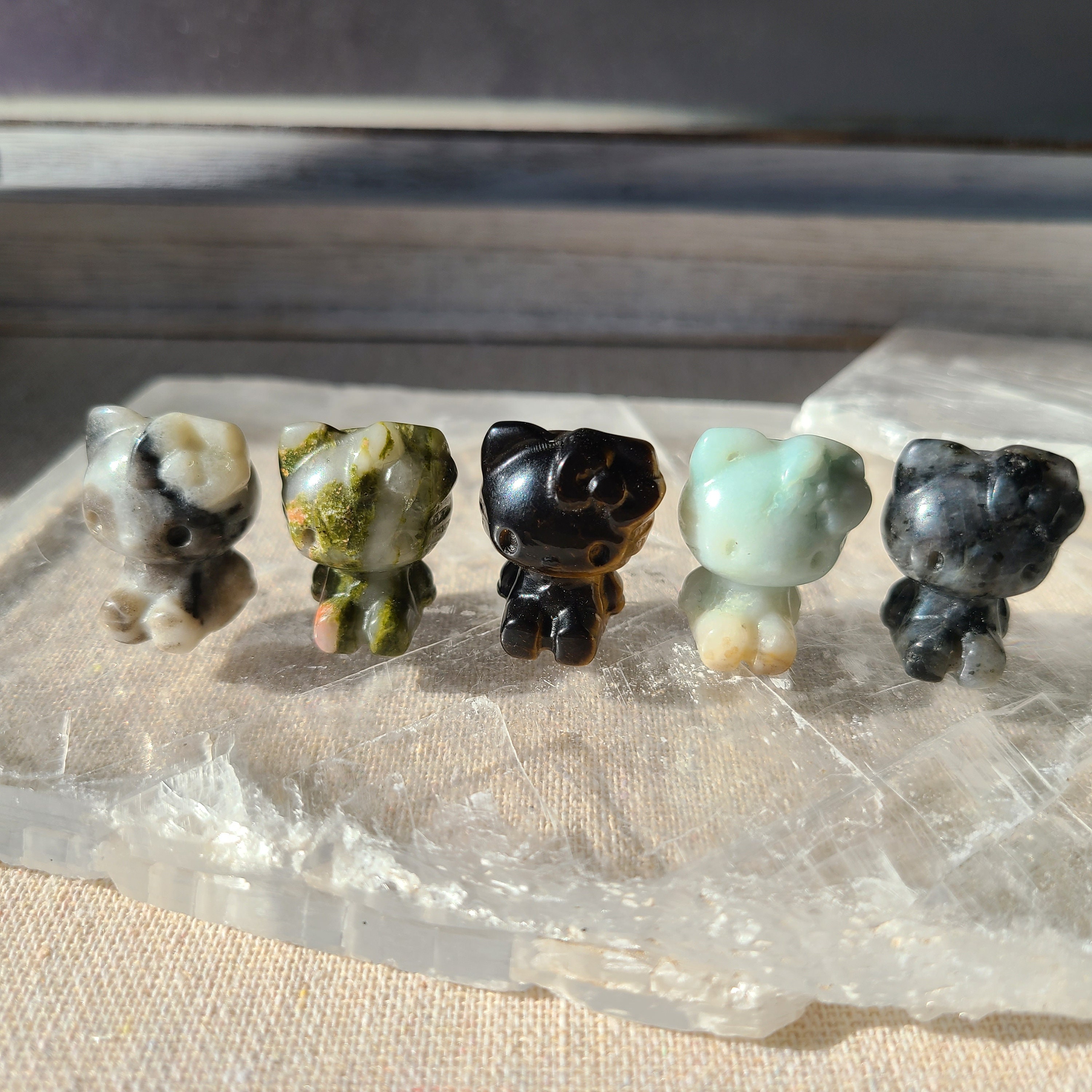 Hello Kitty and Kuromi Crystal Carving - Etsy