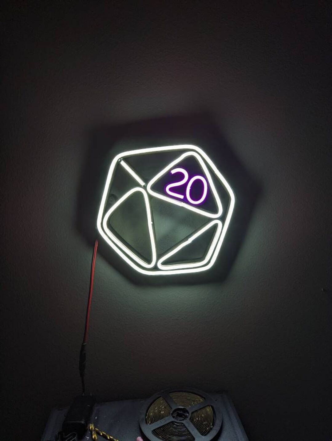 D20 Dice Dnd Roleplaying Neon Sign LED, Wall Art, Trendy Neon Sign ...