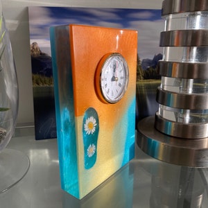 Handmade Resin Table Standing Clock,floral Table Clock,table Decor ...