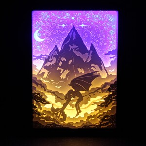 ACOTAR Book Nook - Intricately Detailed Velaris Lightbox - Rhysand and ...