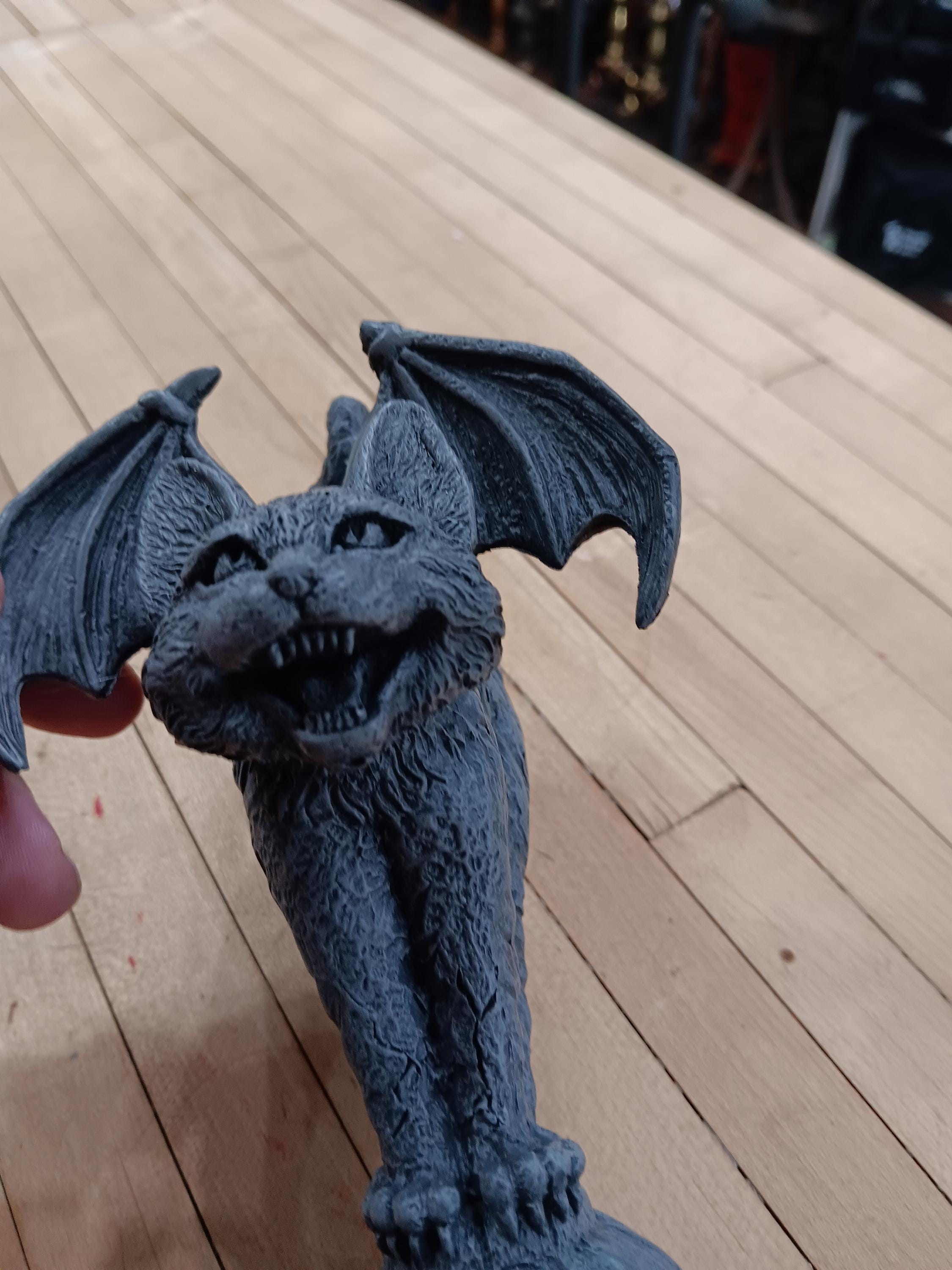 Winged Gargoyle Cat Figurine – Gothic Resin Familiar Statue, Fantasy ...