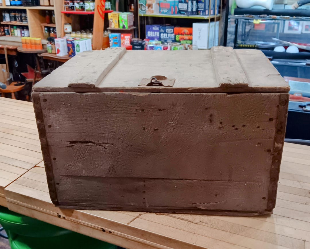 Antique Farmhouse Wood Crate Gray Paint Steampunk Storage Box W/ Lid ...