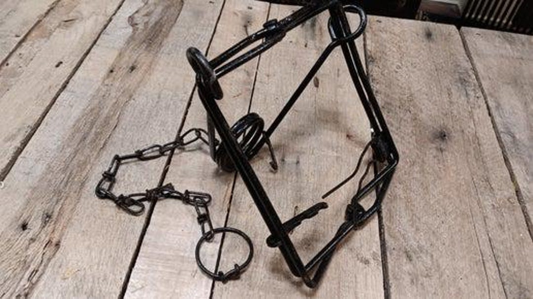 Vintage Conibear Body Trap – Square Steel Animal Trap W/ Chain - Etsy