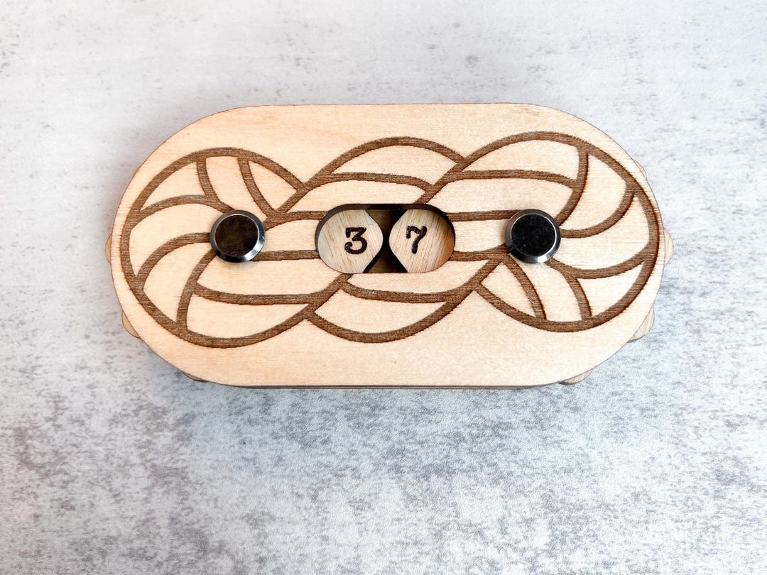Personalized Wooden Knitting Row Counter, Magnetic Crochet Tool, Fidget ...