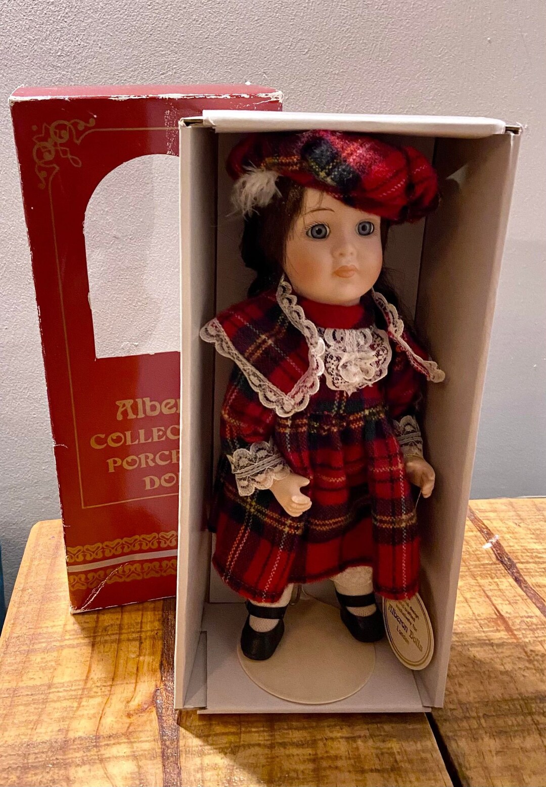 Girl Alberon London Doll Dressed in Traditional Scottish Costumes With ...