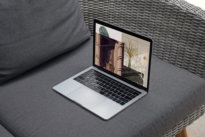 MacBook Pro Laptop Photoshop PSD Mockup | Smart Object Laptop Mockup ...