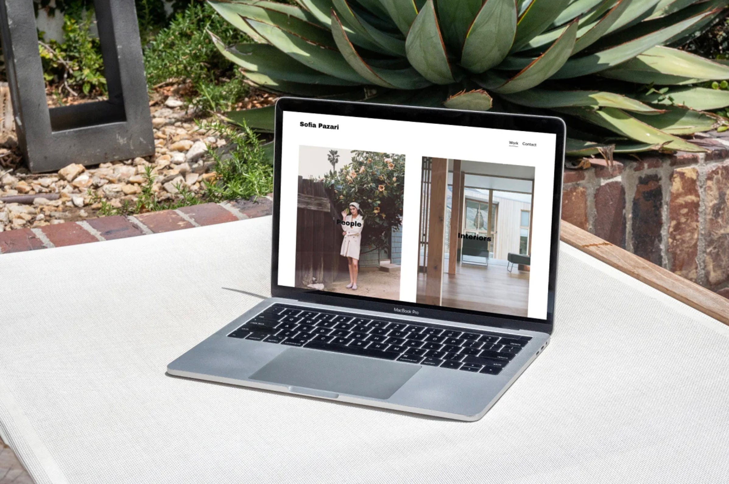 MacBook Realistic Scene Photoshop PSD Mockup | MacBook Pro Laptop ...