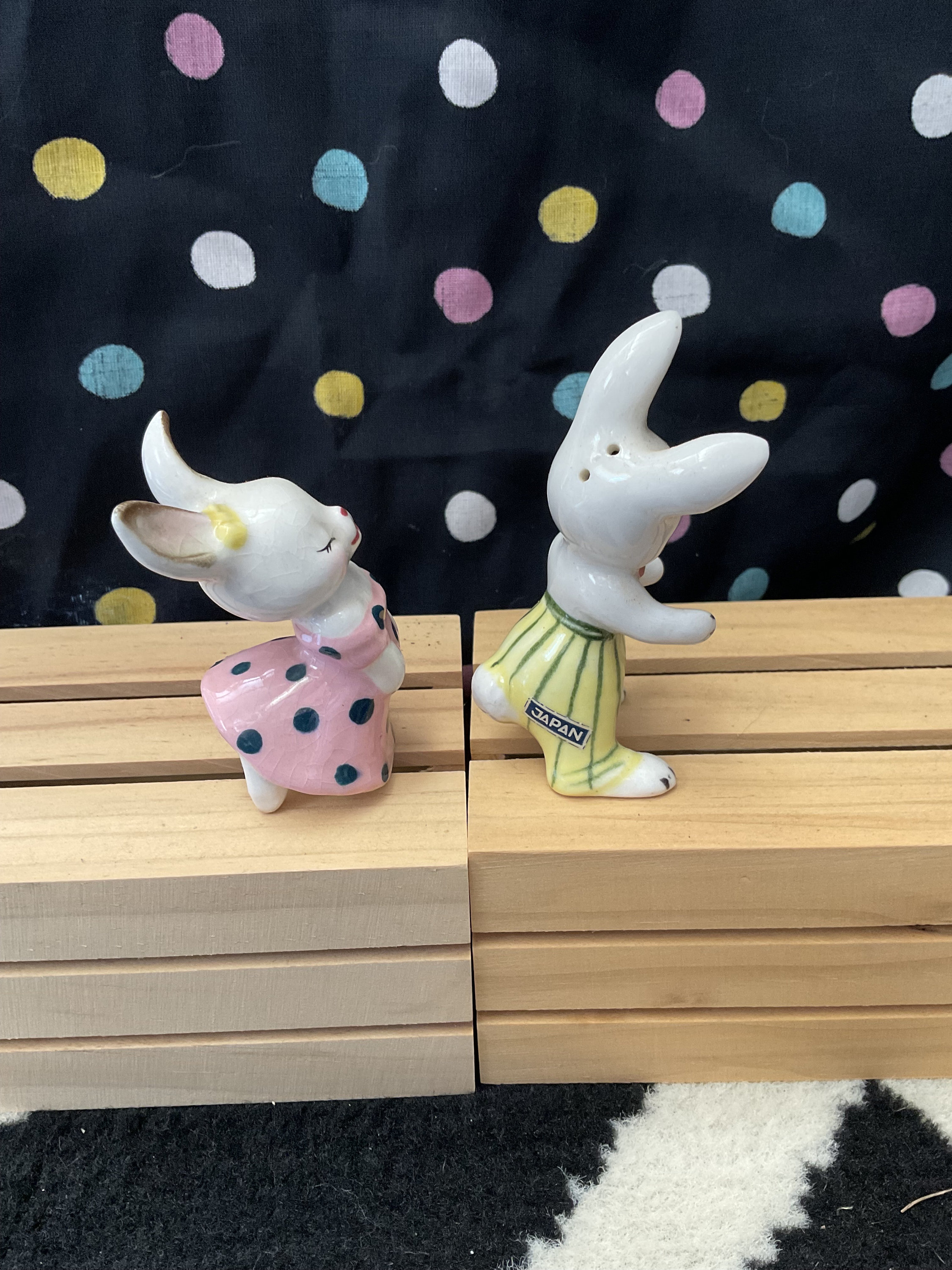 Vintage Dancing Bunny Couple Salt and Pepper Shakers - Etsy