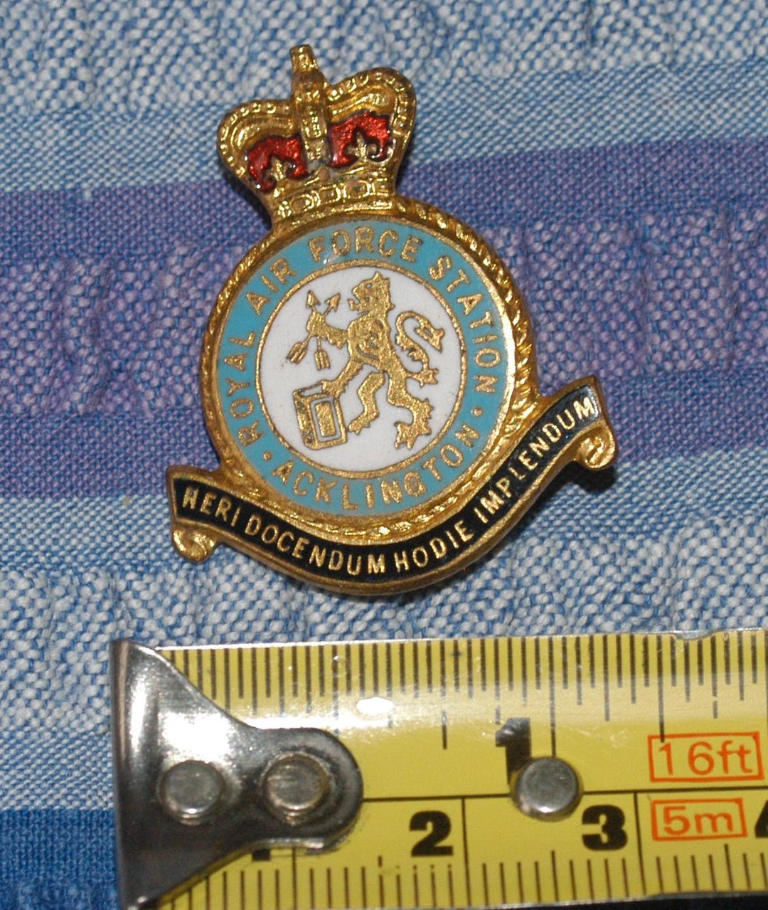 RAF Station Acklington Gilt Metal and Enamel Pin Badge Vintage by H.w ...