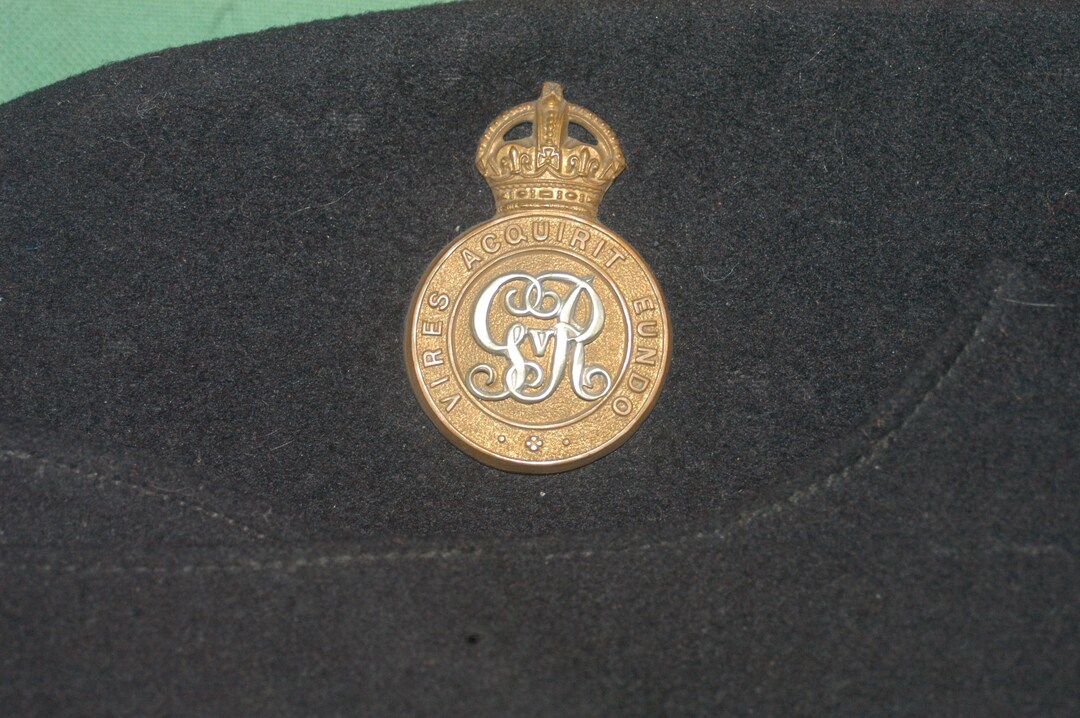 1930'S Officers OTC Sandhurst Side Cap GVI Cap Badge R C Taylor (major ...
