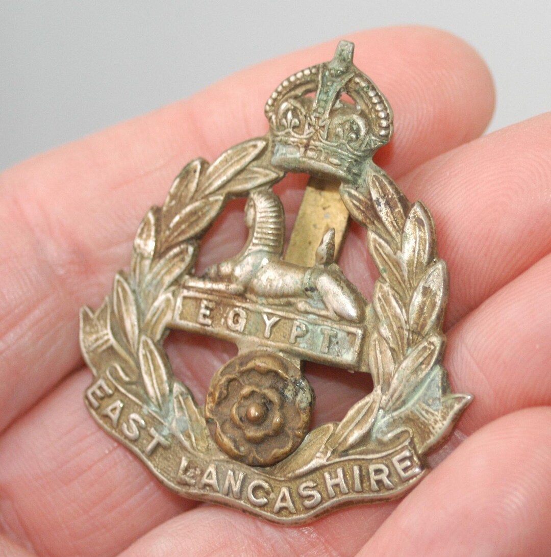 East Lancashire Cap Badge Two Tone Brass Slider King's Crown WW1 WW2 - Etsy