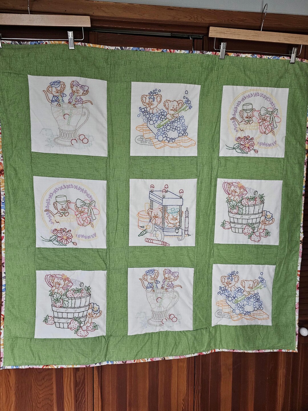 Loving Mice Quilt #2 - Etsy