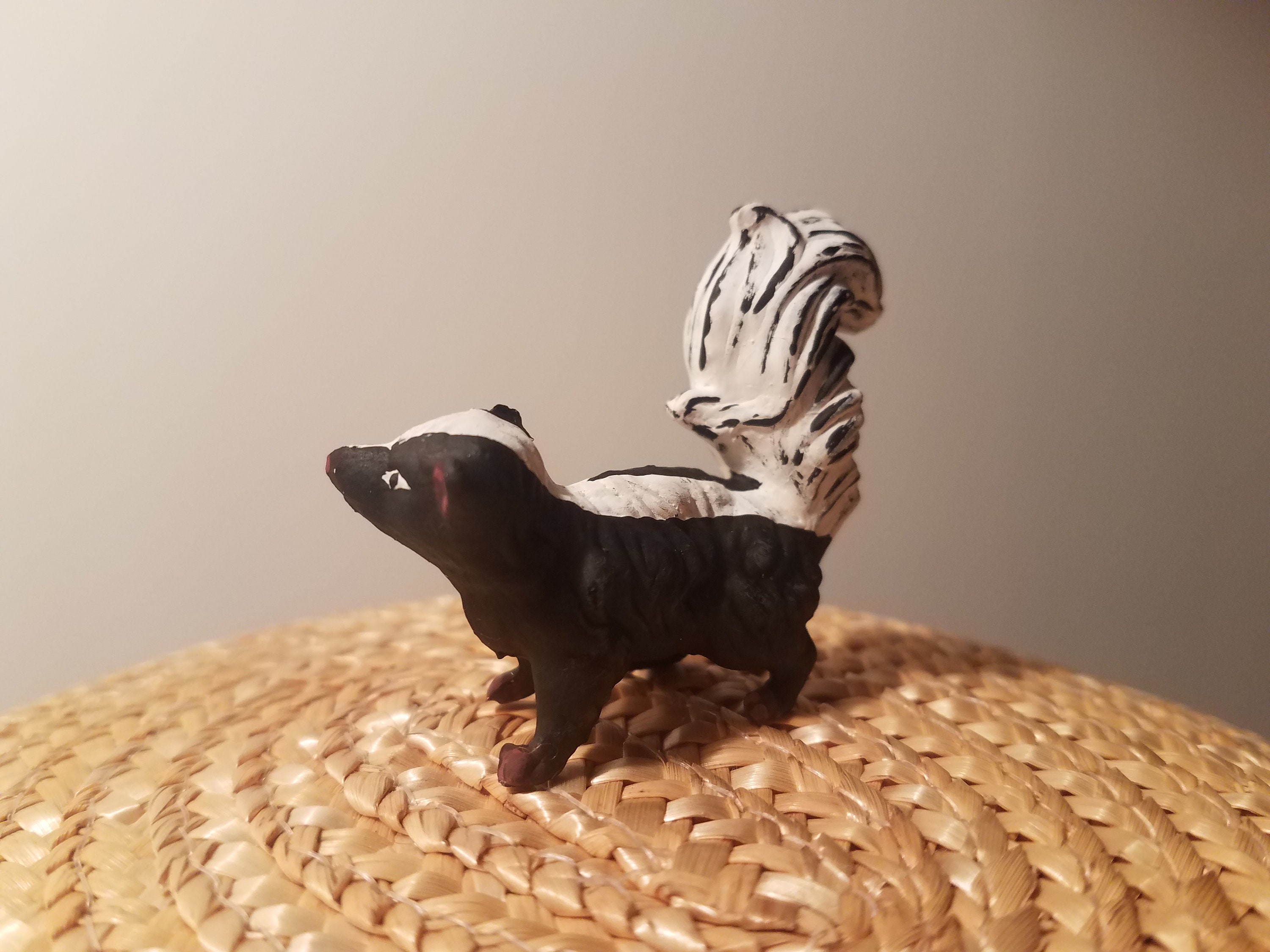 Skunk/ Polecat Re-painted Miniature Ideal for Dungeons and Dragons and ...