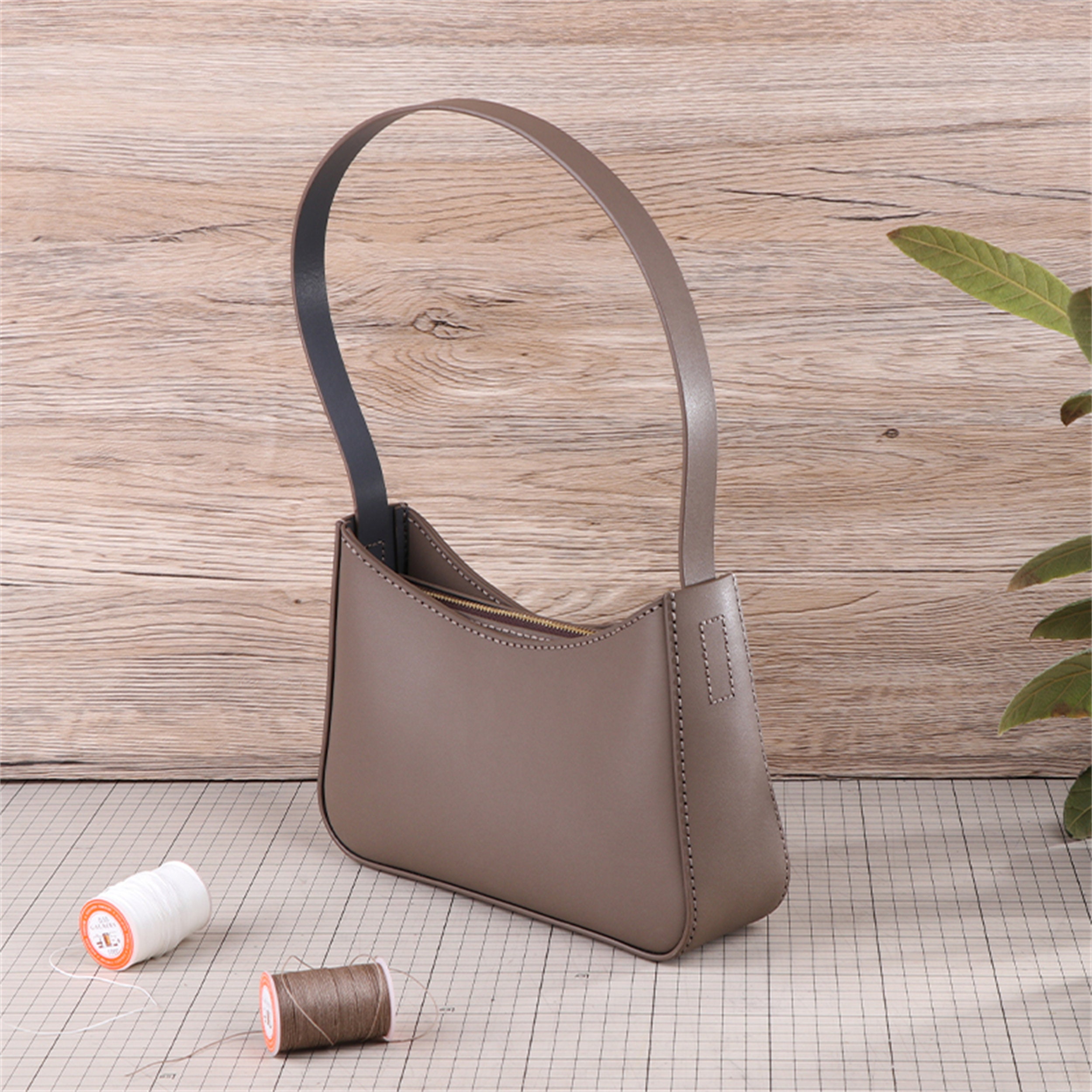 DIY Genuine Leather Shoulder Bag Kit With Tutorial Video Cute Christmas ...