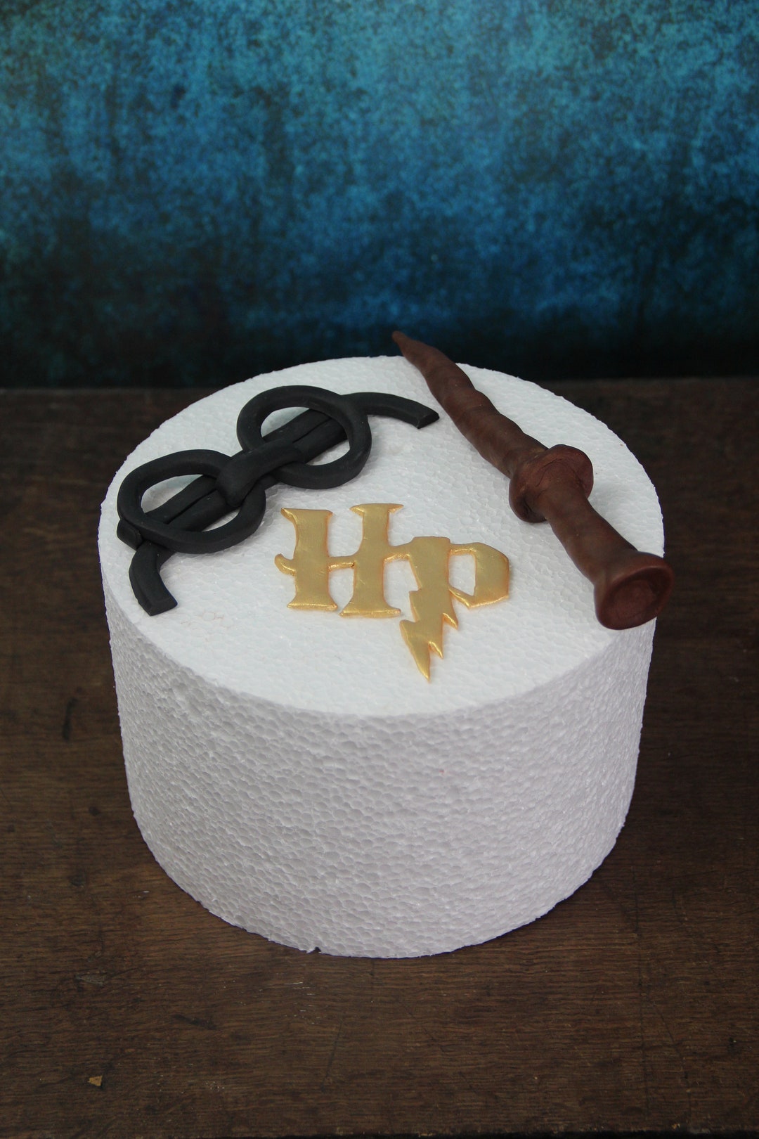 Harry Potter Inspired Edible Handmade Cake Topper: Wand - Etsy