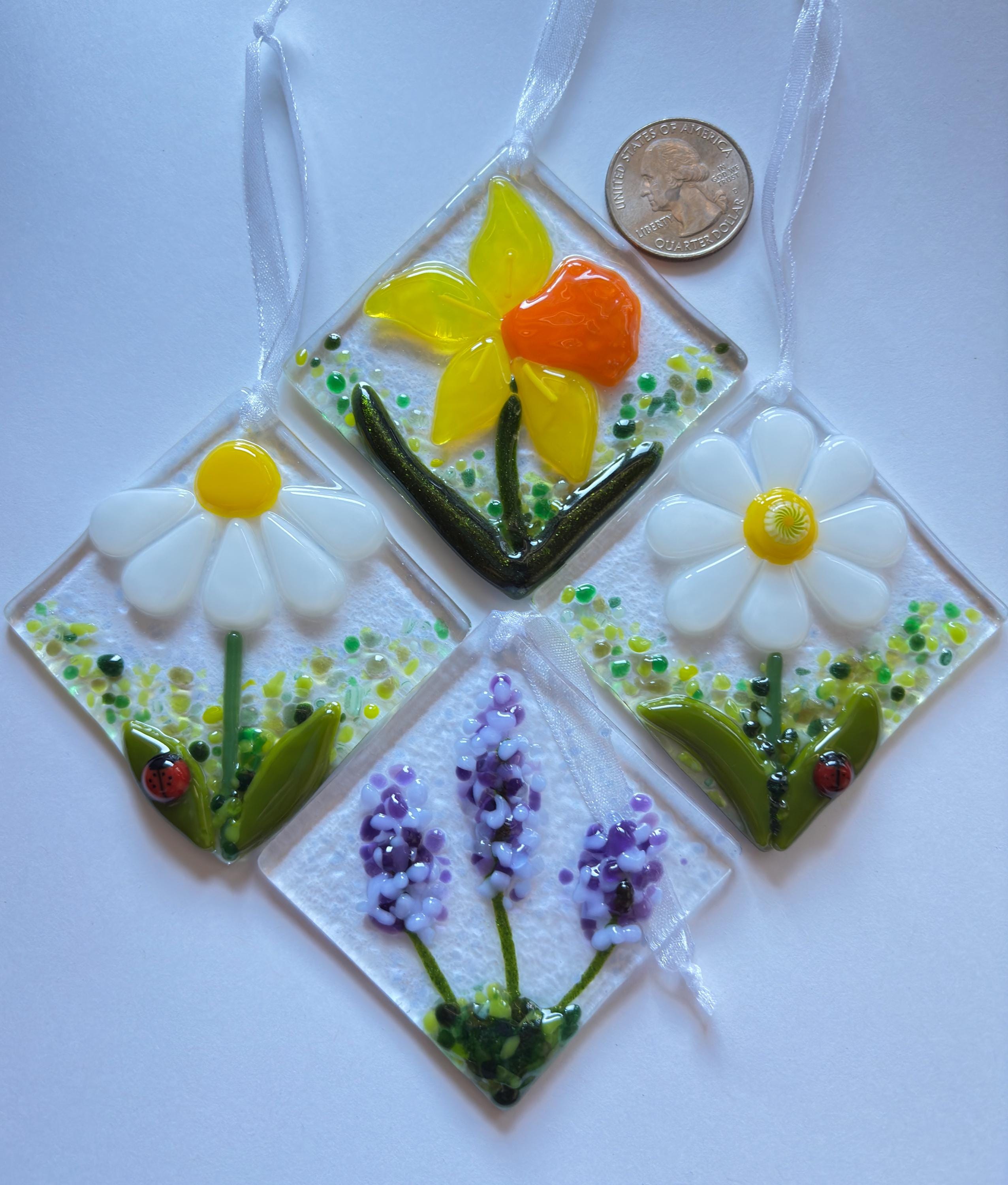 Fused Glass Daisy Suncatcher: Whimsical Garden Art With Ladybug - Etsy