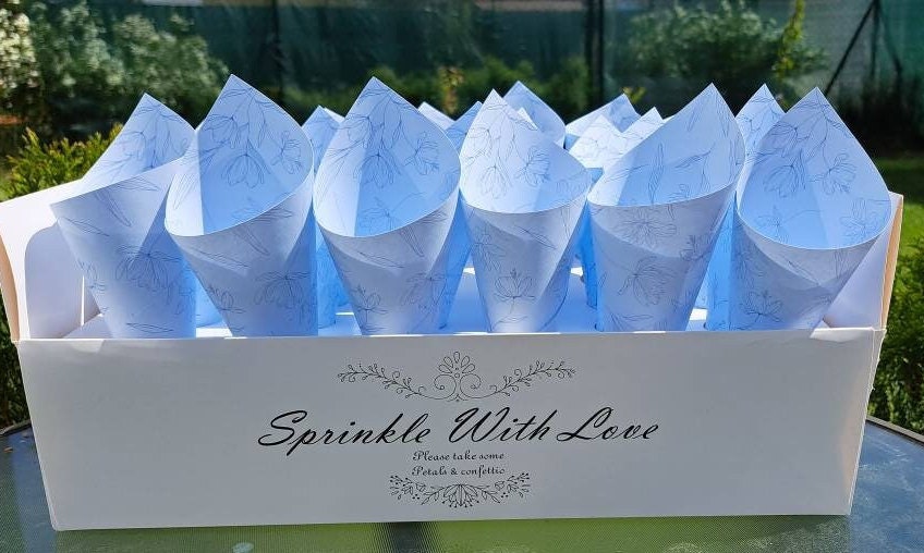 Blue,pink,yellow Confetti Cones With Stand,confetti Cones for Wedding ...