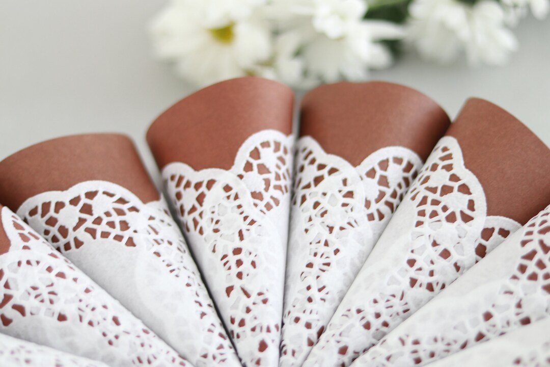 Lace Paper Doily Cones: Wedding Confetti Petal Cones - Set of 100 - Etsy