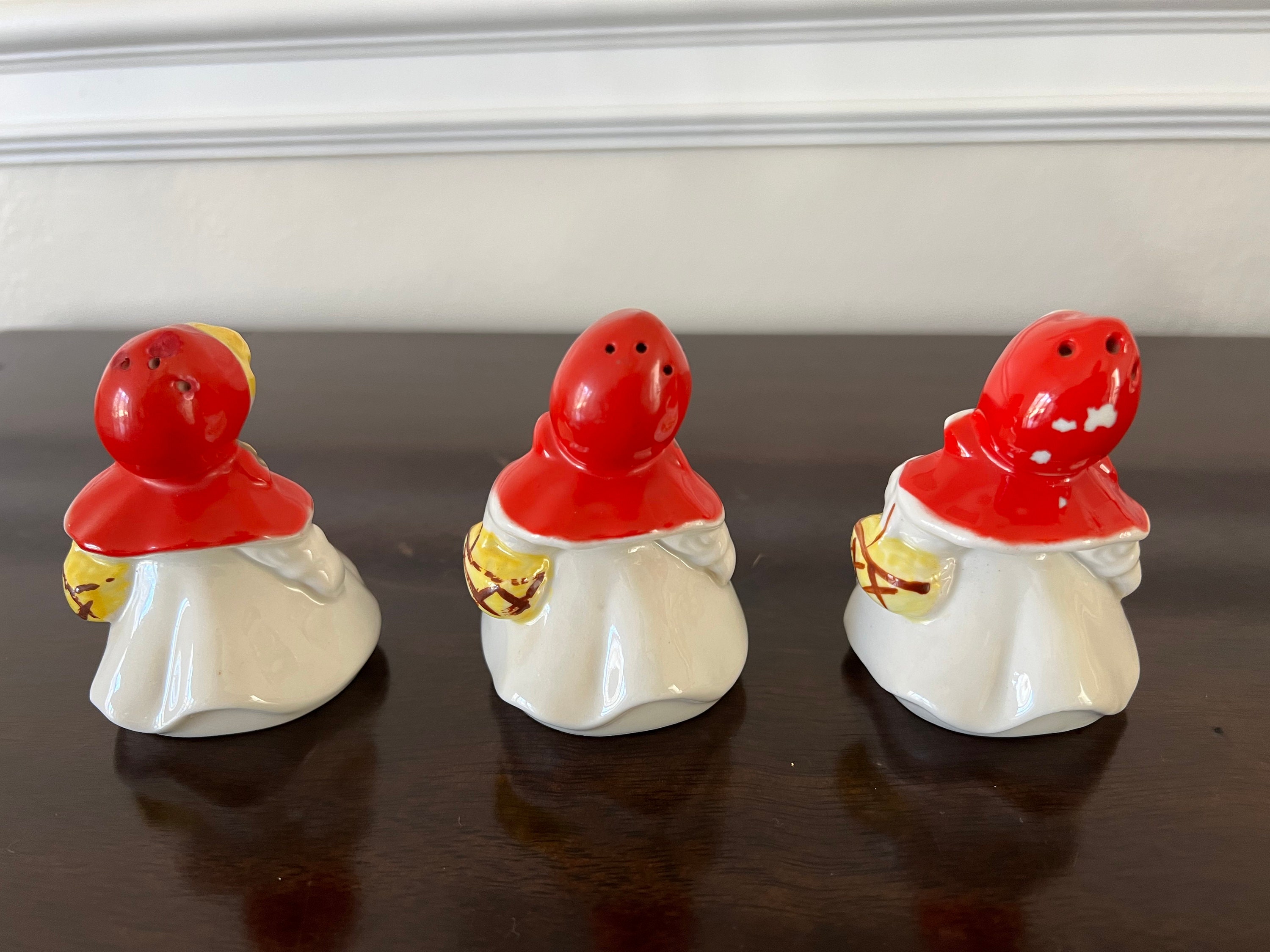 Vintage Hull Little Red Riding Hood Salt and Pepper Shakers - Etsy