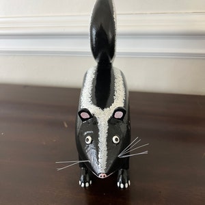 Lonnie & Twyla Money Folk Art Small Skunk Wood Carving Sculpture - Etsy