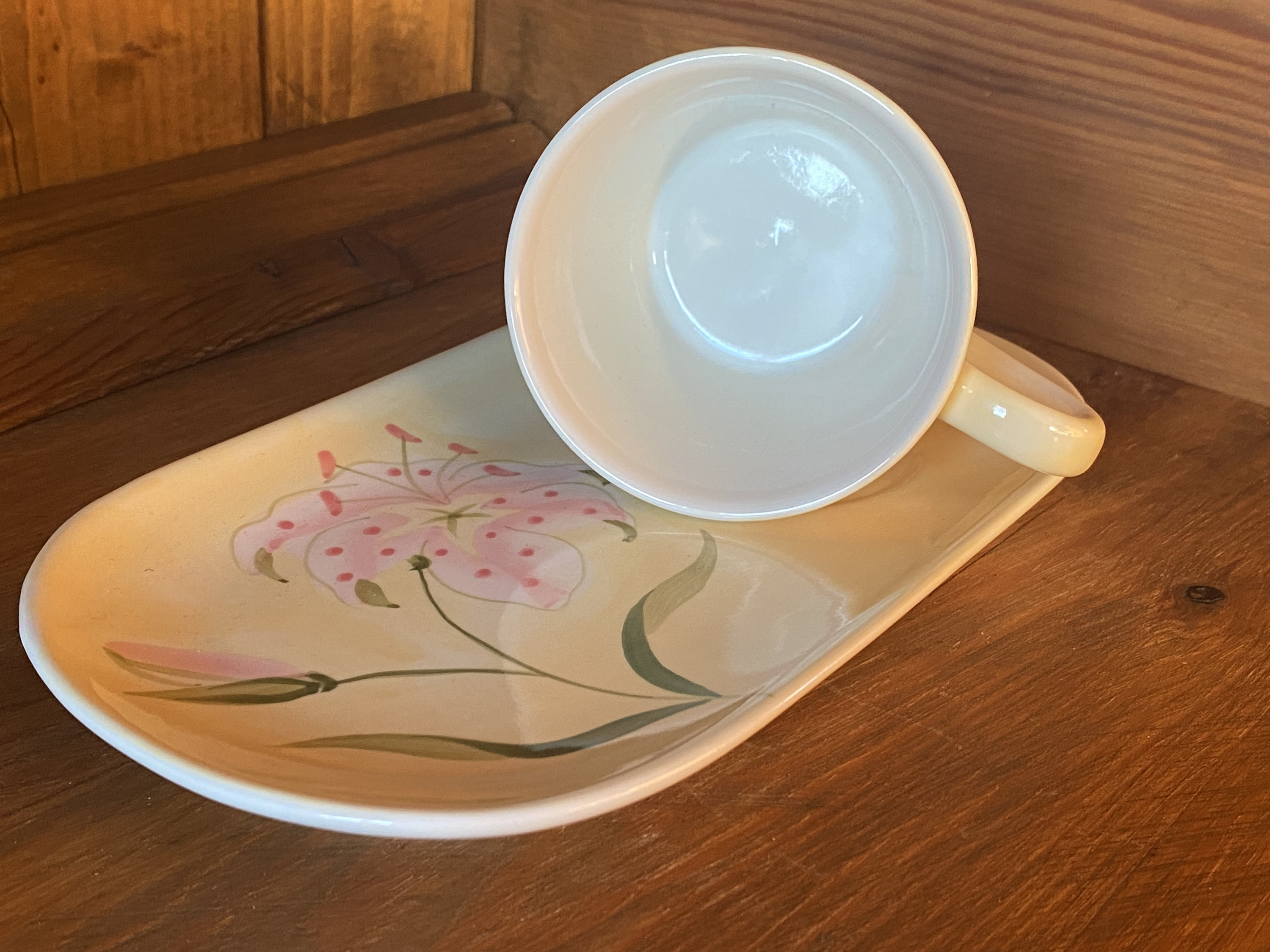 Whittards of Chelsea Amaranta Hand Painted Cup and Saucer - Etsy UK