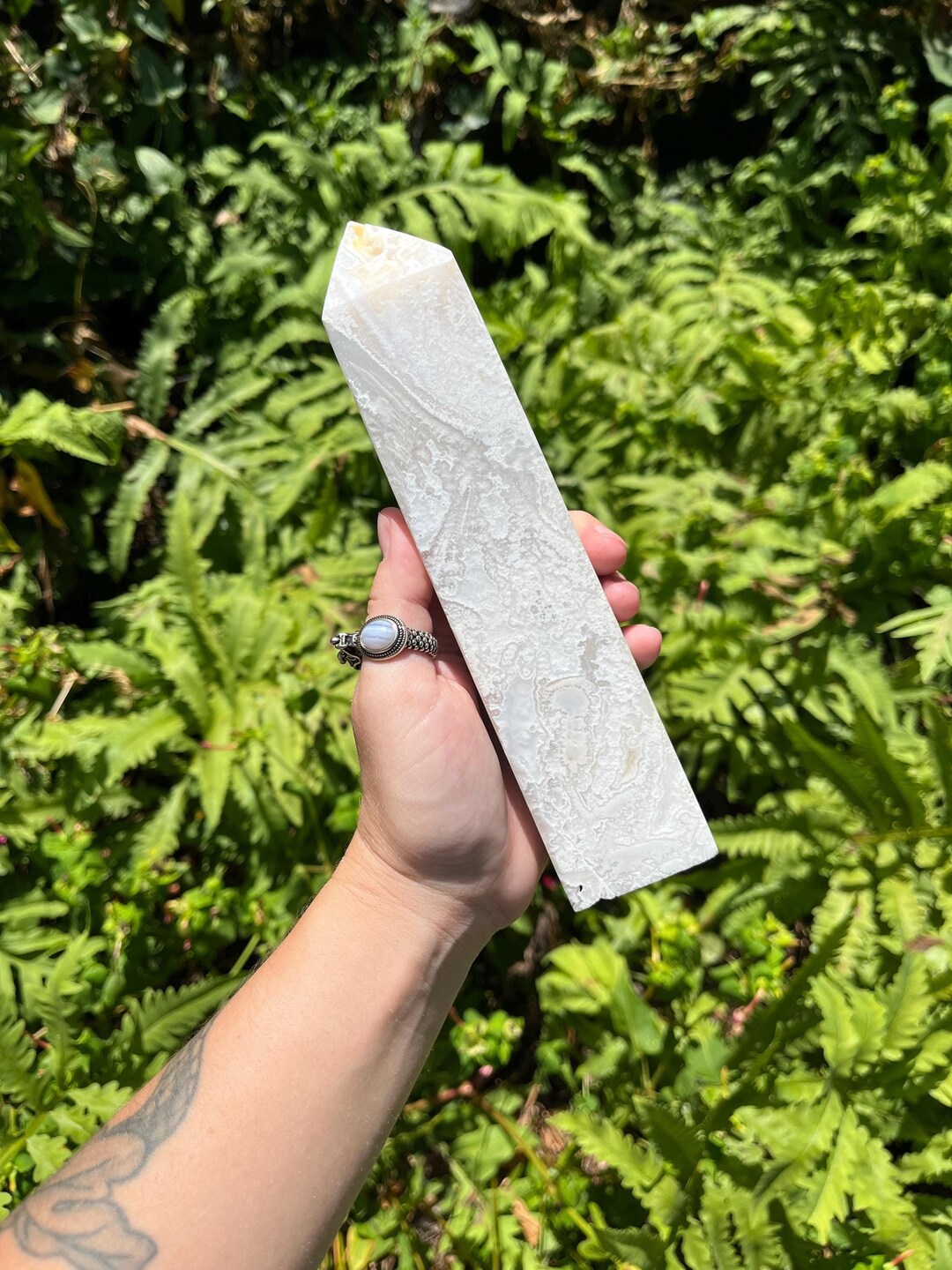 White Agate Tower | Crystal Towers, Plum Agate, Snow Agate, Healing ...