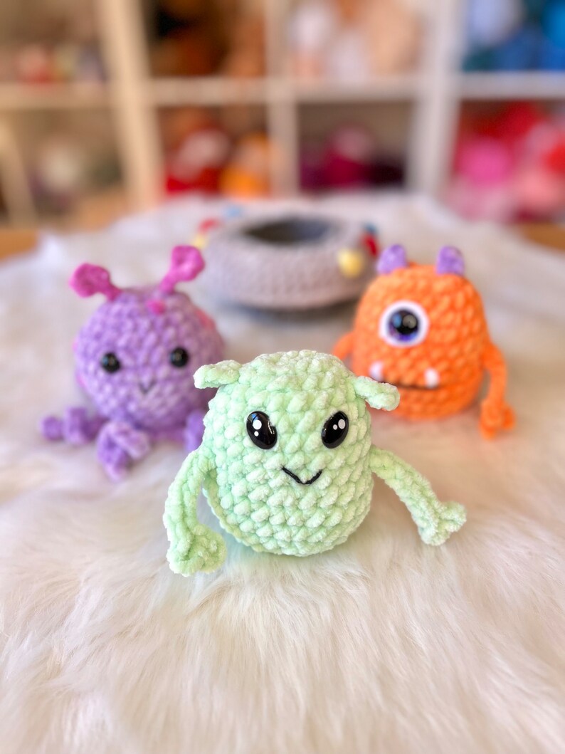 Chubby Aliens - NO Sew - Easy Amigurumi Crochet Pattern - PDF - UFO - 4 ...