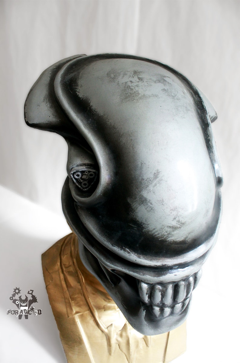 Handmade Serpent Hunter Mask Replica: Wearable Cosplay Prop - Etsy