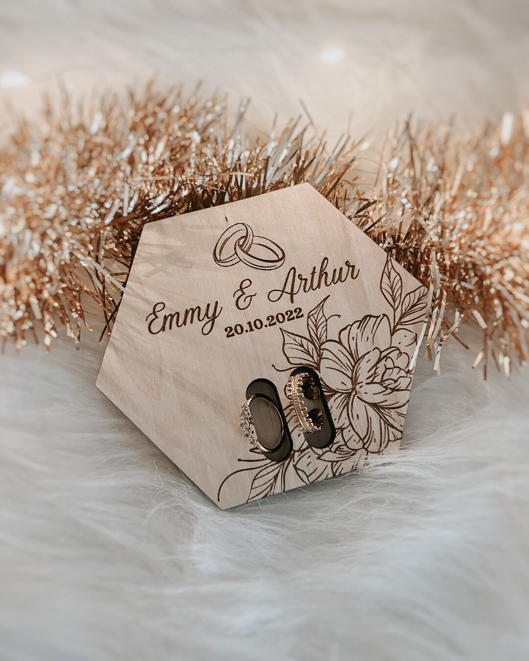 Personalized Ring Holder for Wedding, Wood Engraving - Etsy