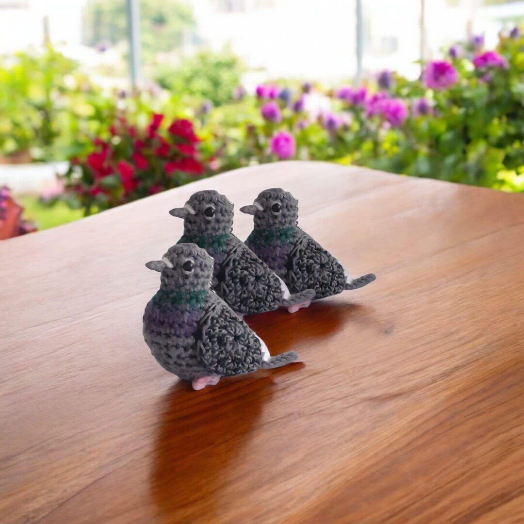 Rock Pigeon Keychain - Etsy