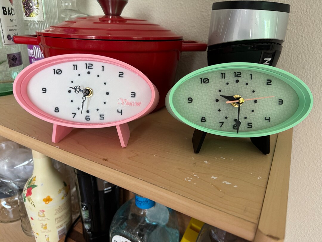 Mid Century Modern Desk Clock. - Etsy